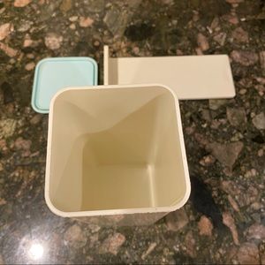 Tupperware | Kitchen | Vintage Tupperware Velveeta Cheese Keeper 696 ...